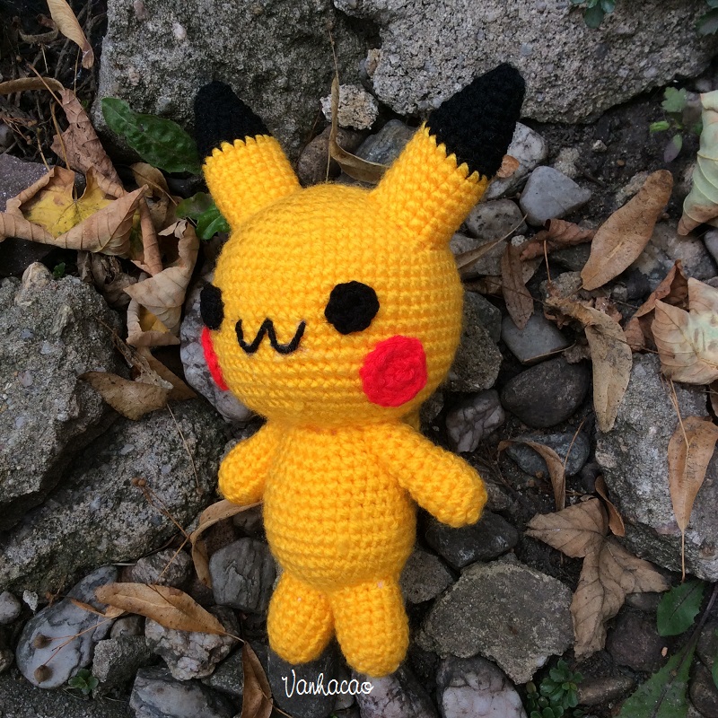 Pokemon Pikachu - Handcrafted Crocheted Amigurumi Pokemon Children ...